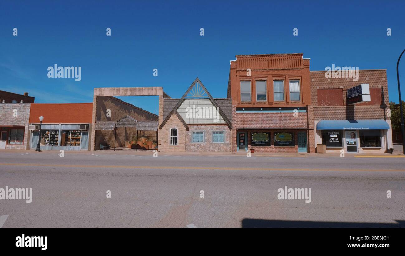 Stroud town center hi-res stock photography and images - Alamy
