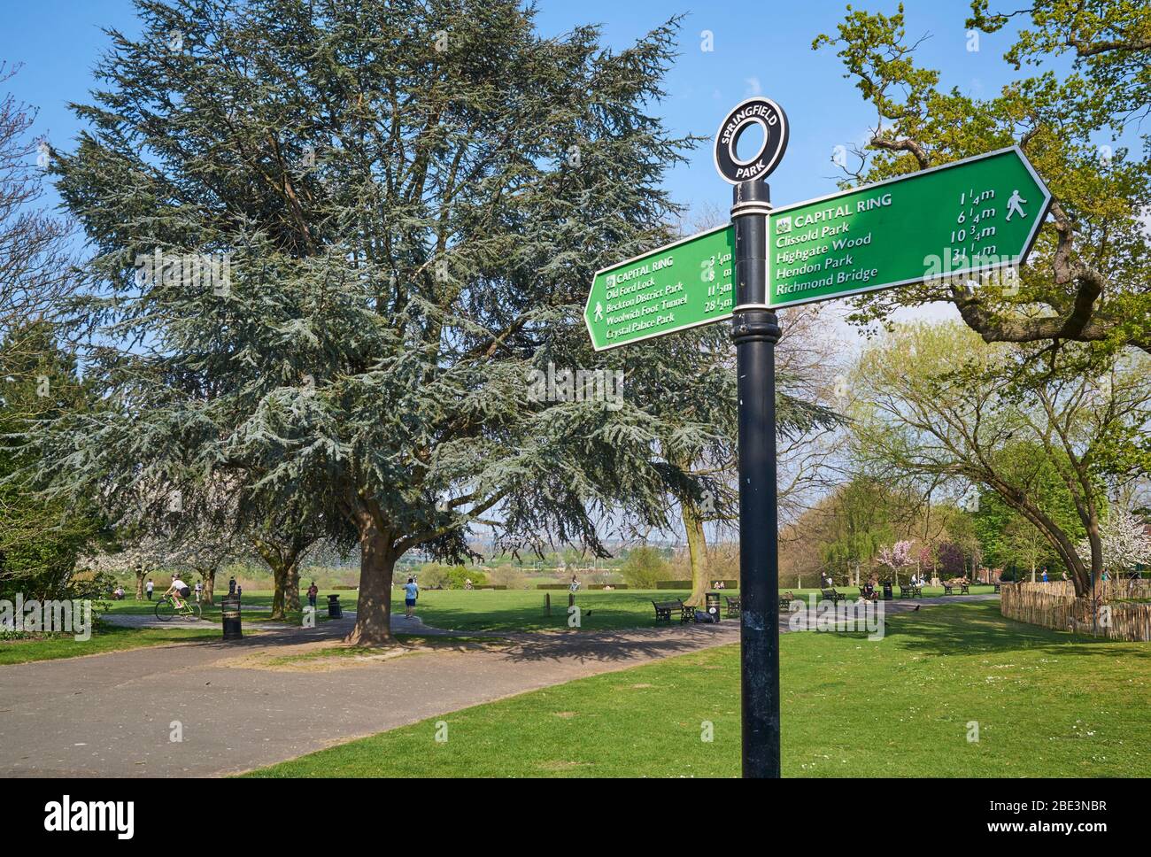 Springfield park, london hi-res stock photography and images - Alamy
