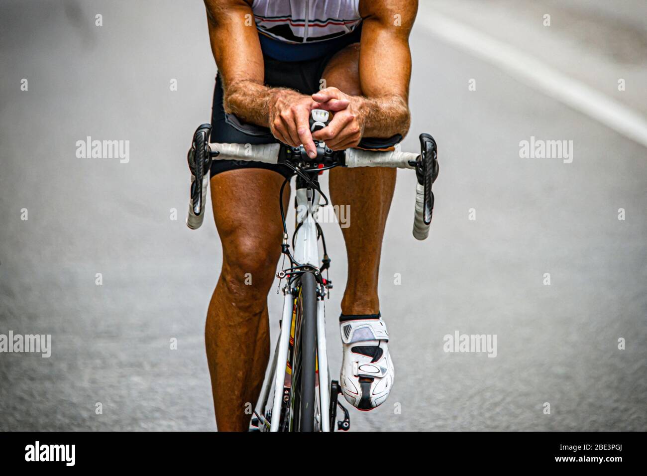 Cyclist on ebike hi-res stock photography and images - Alamy