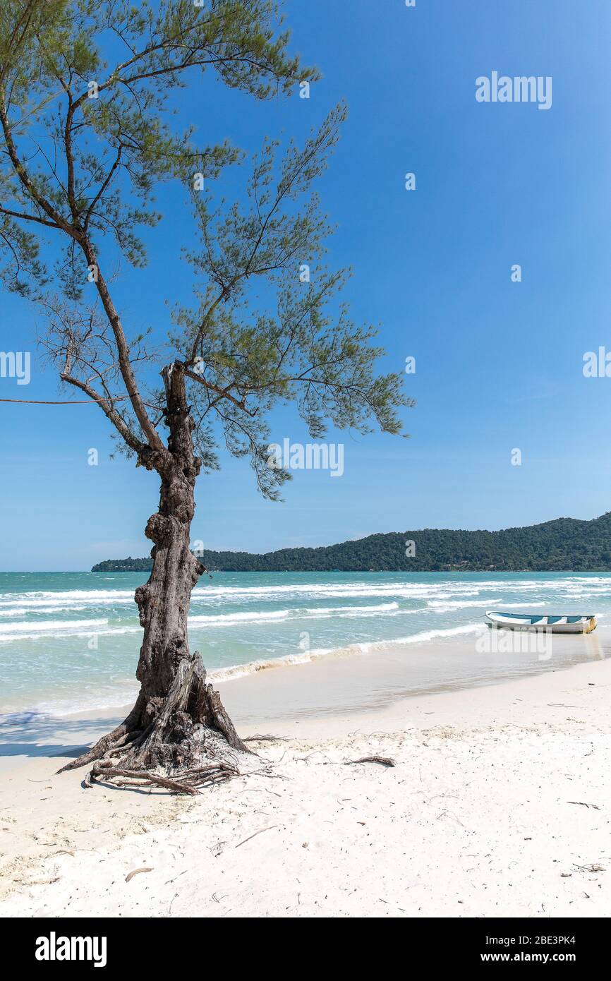 Tropical landscape of Saracen bay beach Koh Rong Samloem island with ...