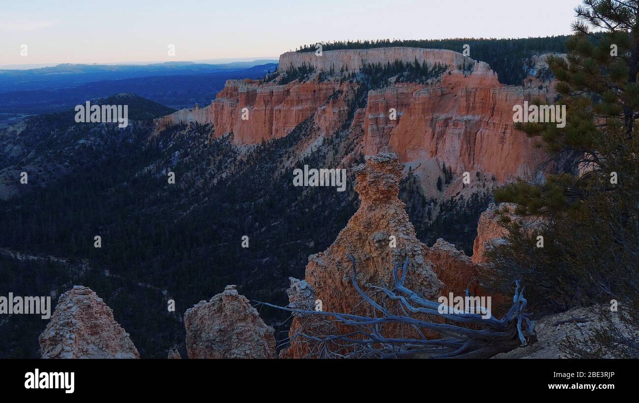 Most beautiful landmark in Utah - the famous Bryce Canyon National park ...