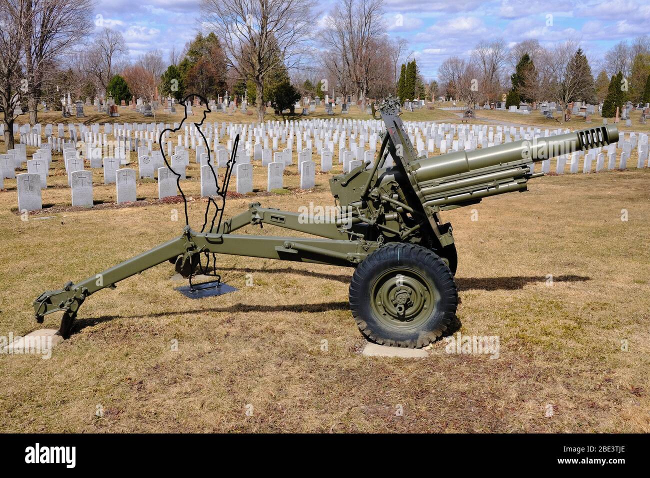 Pack howitzer hi-res stock photography and images - Alamy