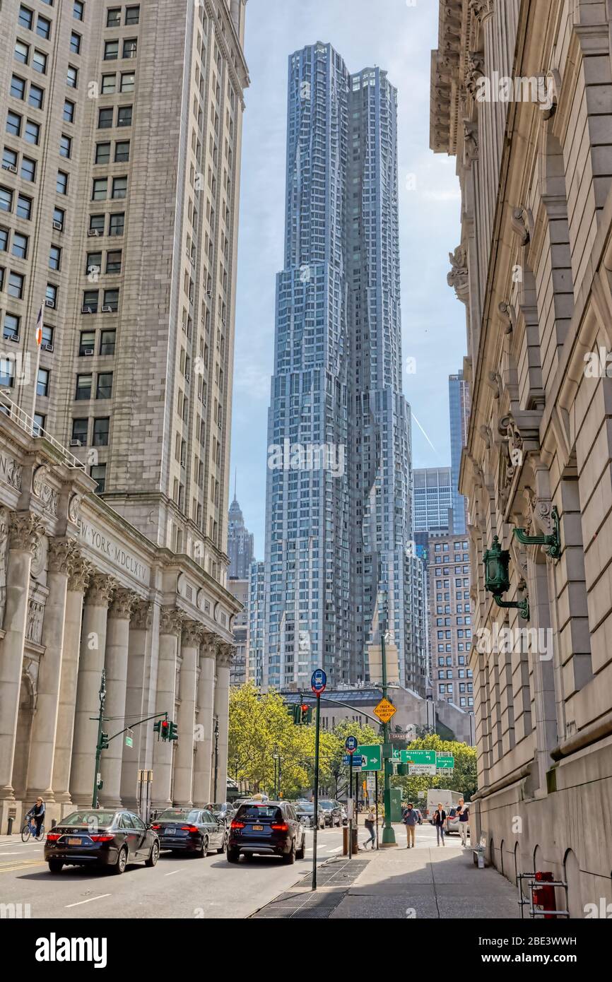 8 Spruce Street Tower in New York Stock Photo - Alamy
