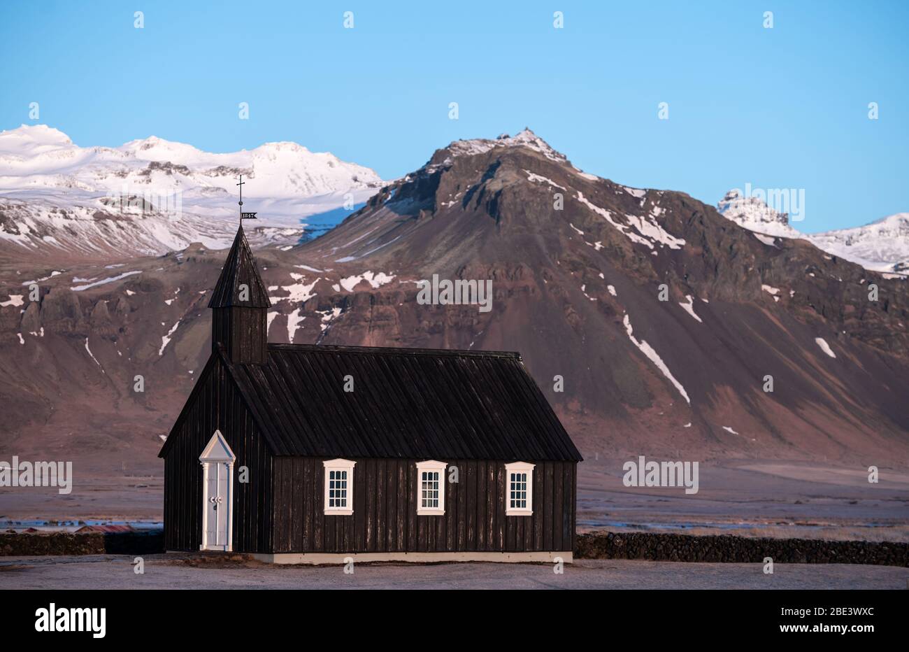 Black church budir famous iceland hi-res stock photography and images ...