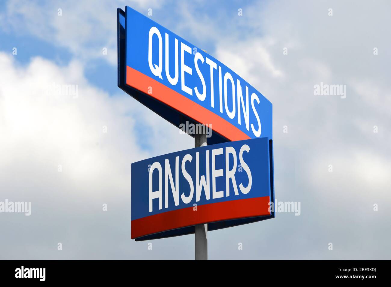 Questions and answers street sign Stock Photo - Alamy