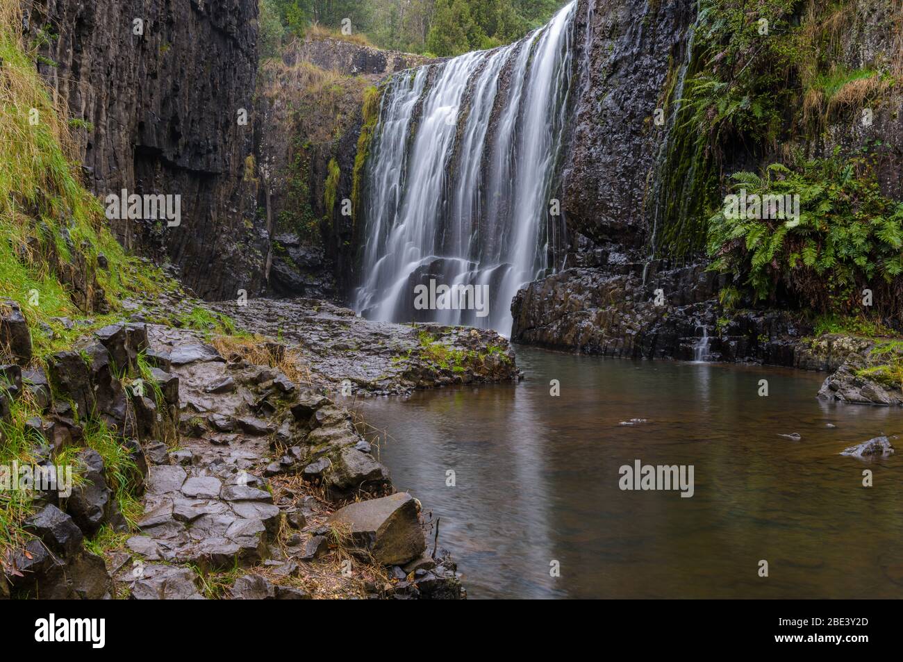 View up the narrow gorge leading to the iconic curtain cascade at Guide ...