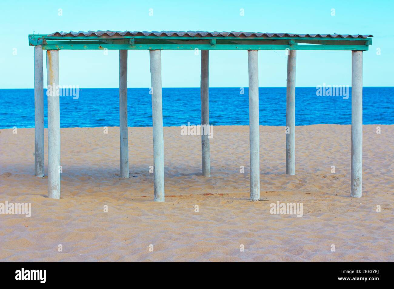shady area on the sandy beach Stock Photo - Alamy