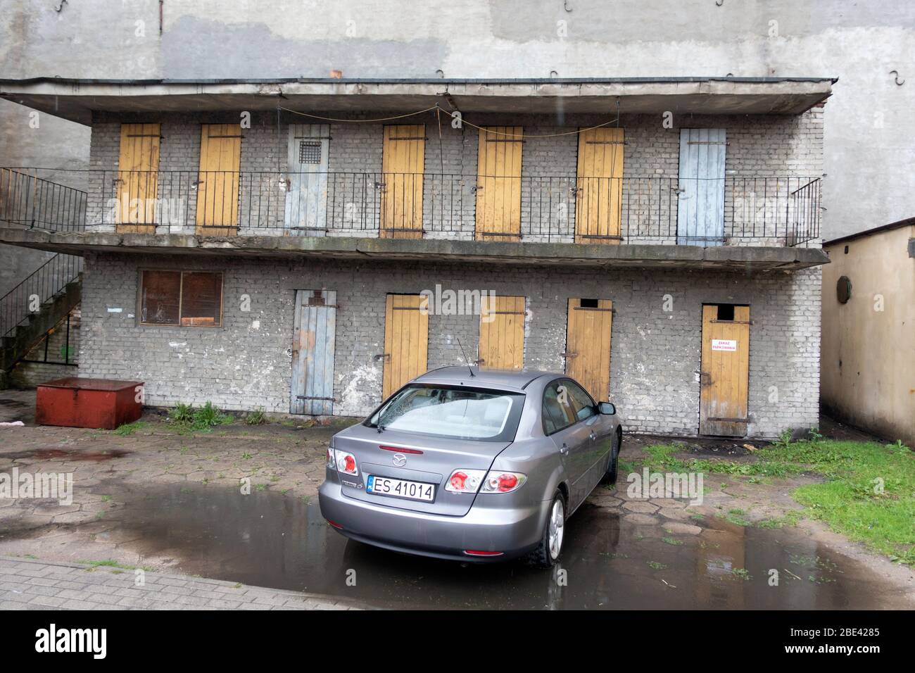 Individual units hi-res stock photography and images - Alamy