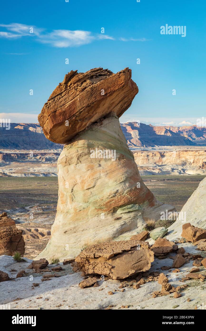 Toadstool rock in Glen Canyon National Recreation Area Stock Photo - Alamy