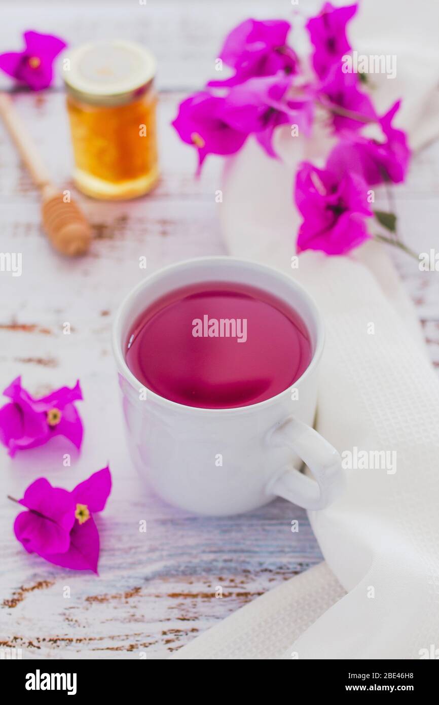 tea of Bougainvillea flowers or te bugambilia with honey and raw ...