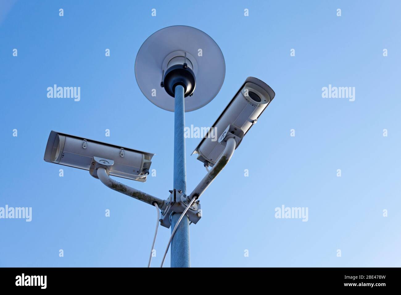 Pole mounted cctv cameras hi-res stock photography and images - Alamy