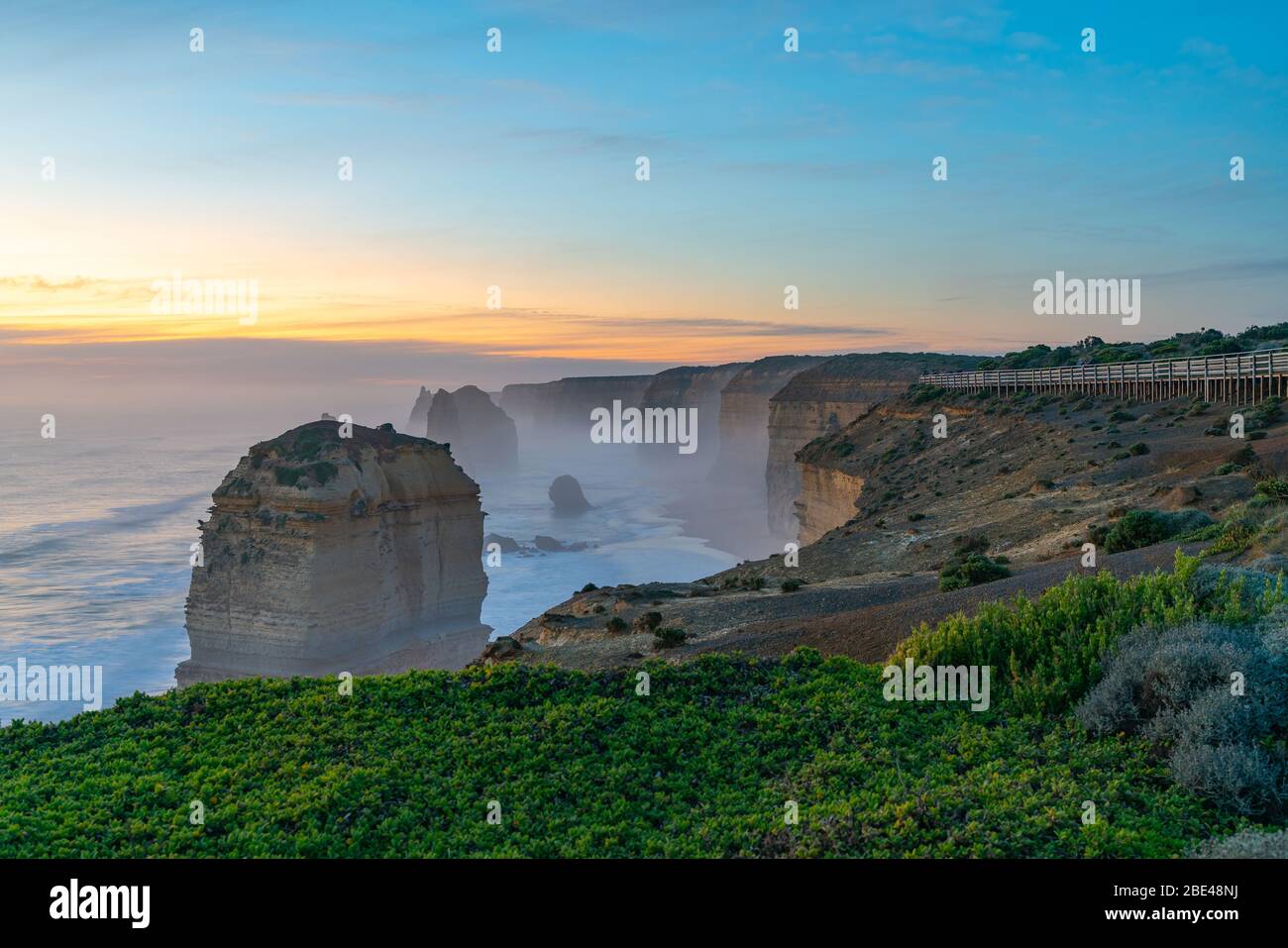 Twelve Apostles collection of limestone stacks at sunset along Great ...