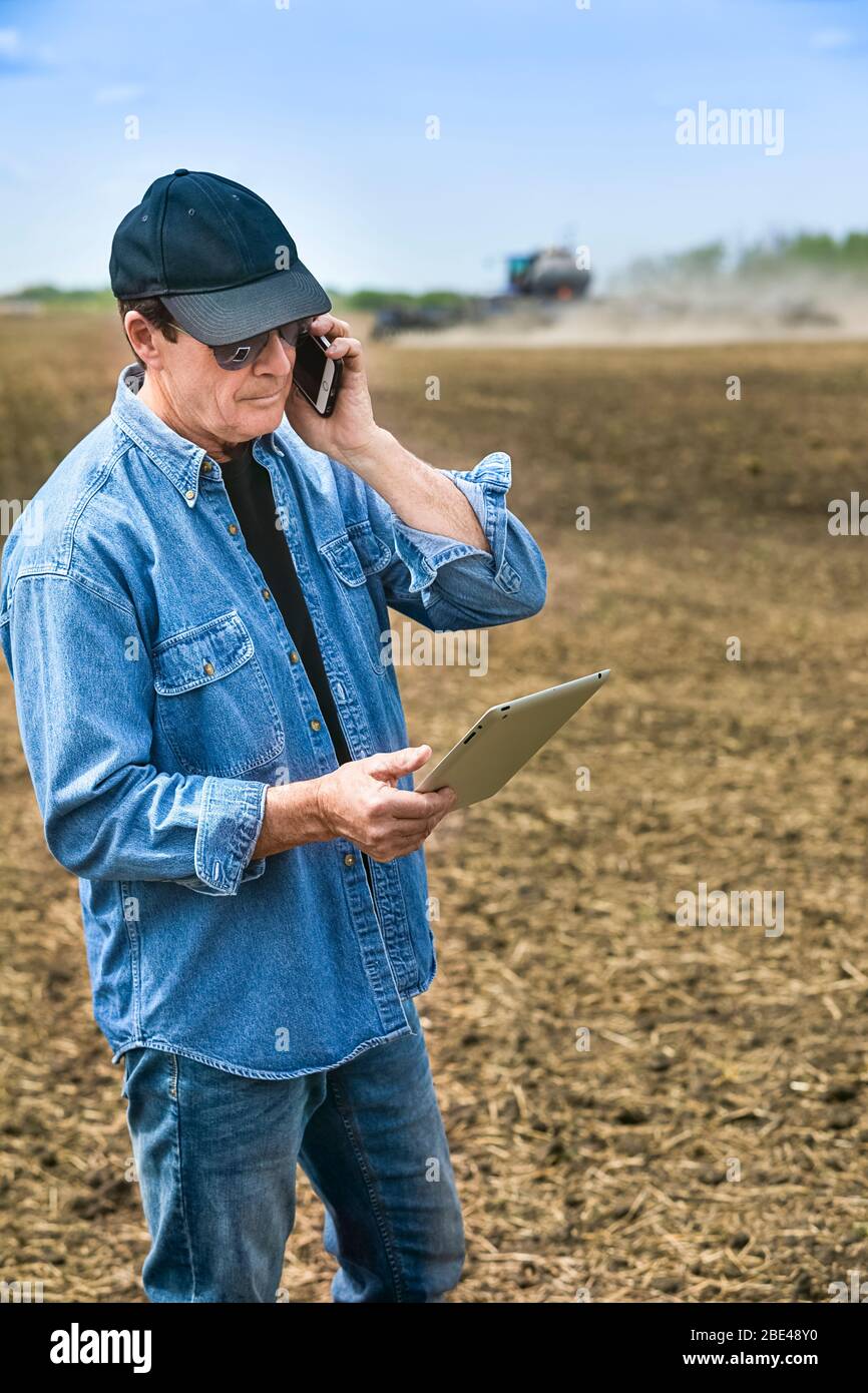 Smart tractor hi-res stock photography and images - Alamy