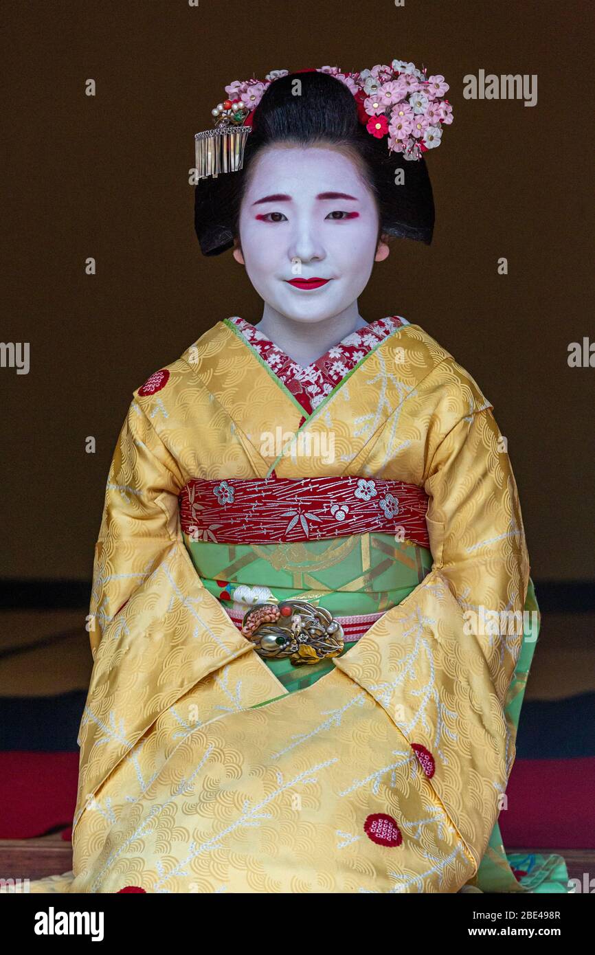 Portraits of a Maiko in Kyoto, Japan Stock Photo - Alamy