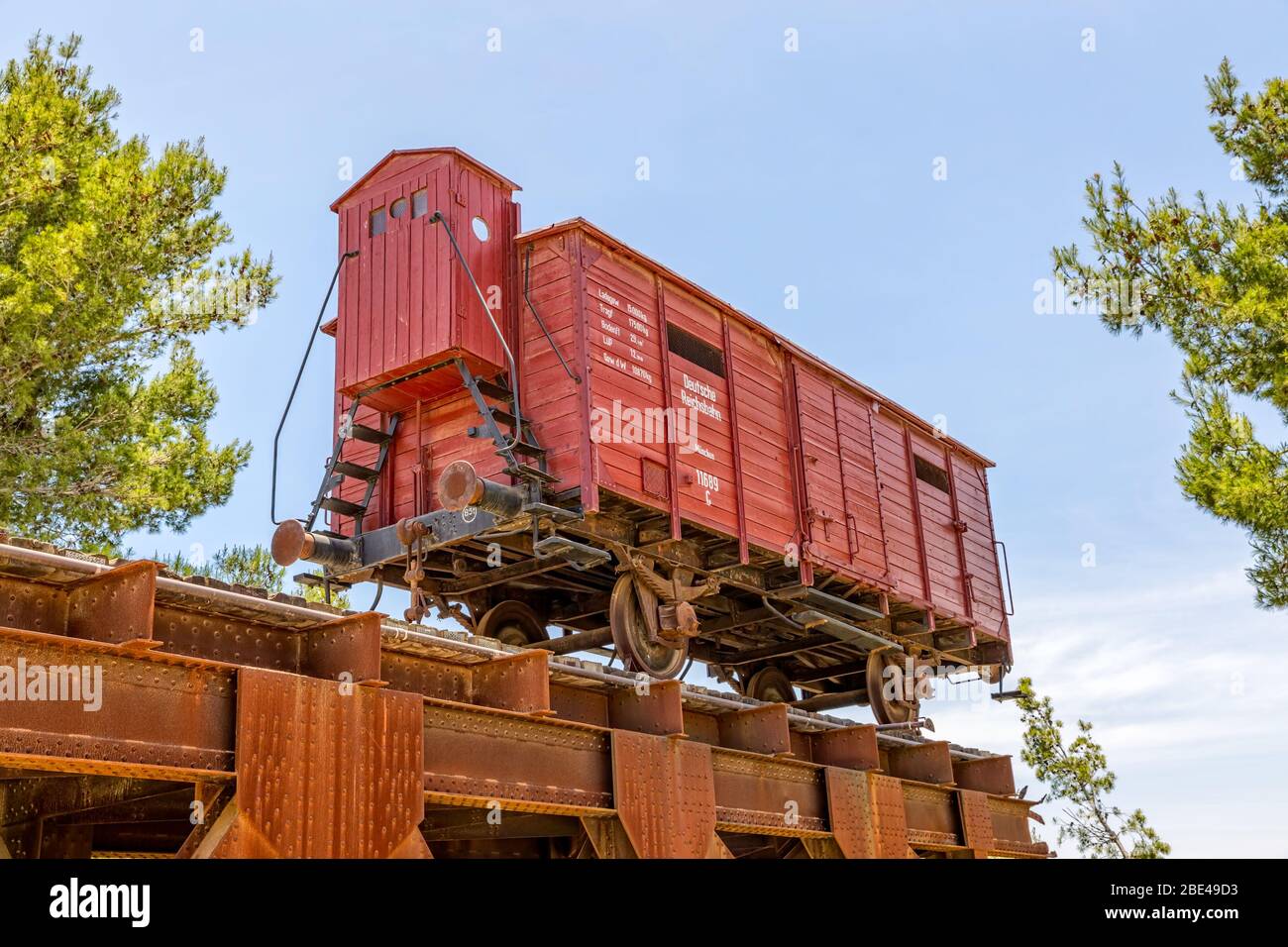 Holocaust train hi-res stock photography and images - Alamy