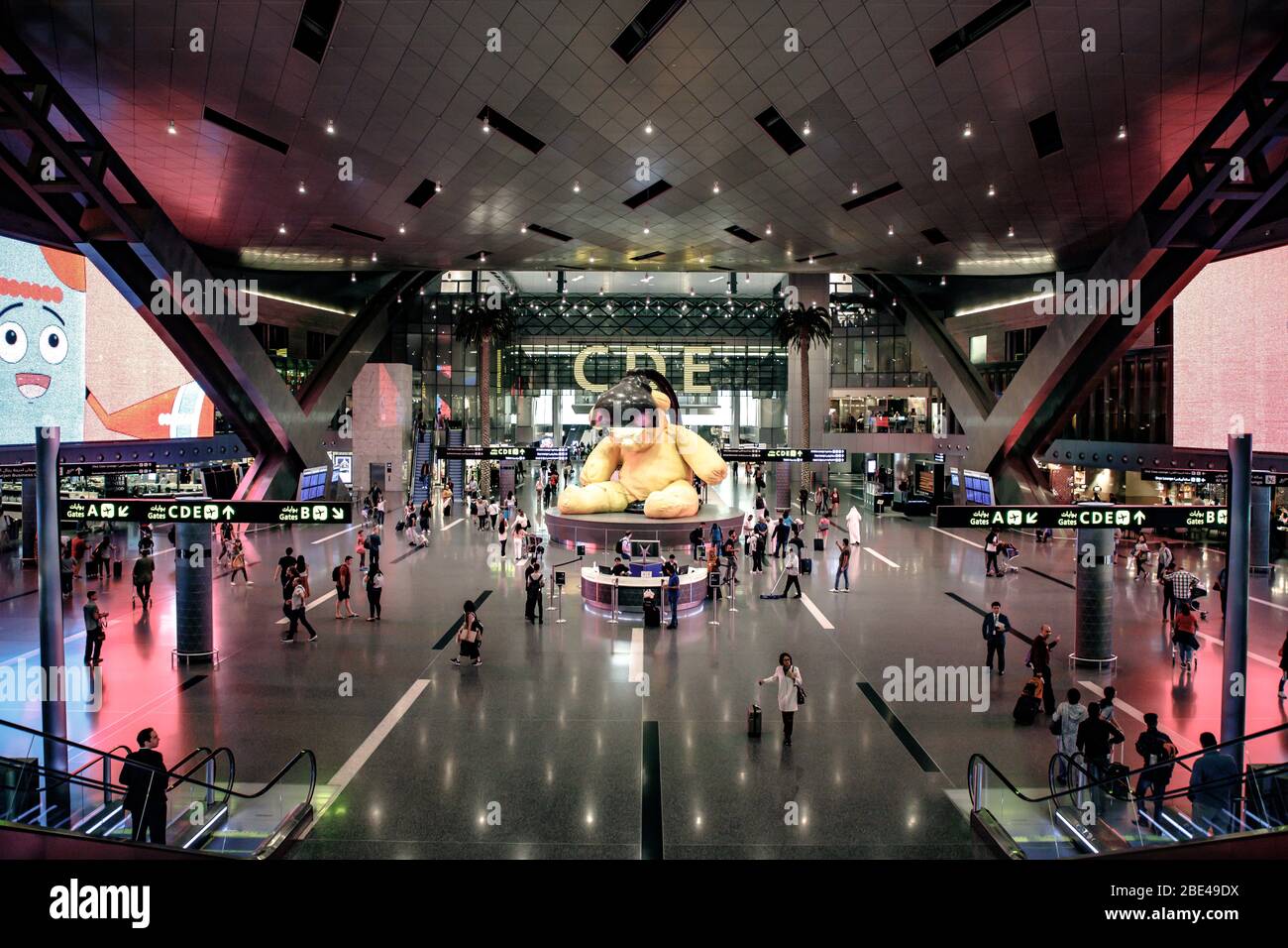 Main hall from Hamad international airport in Doha, Qatar Stock Photo ...
