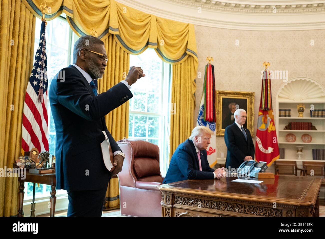 R 10 social house High Resolution Stock Photography and Images - Alamy