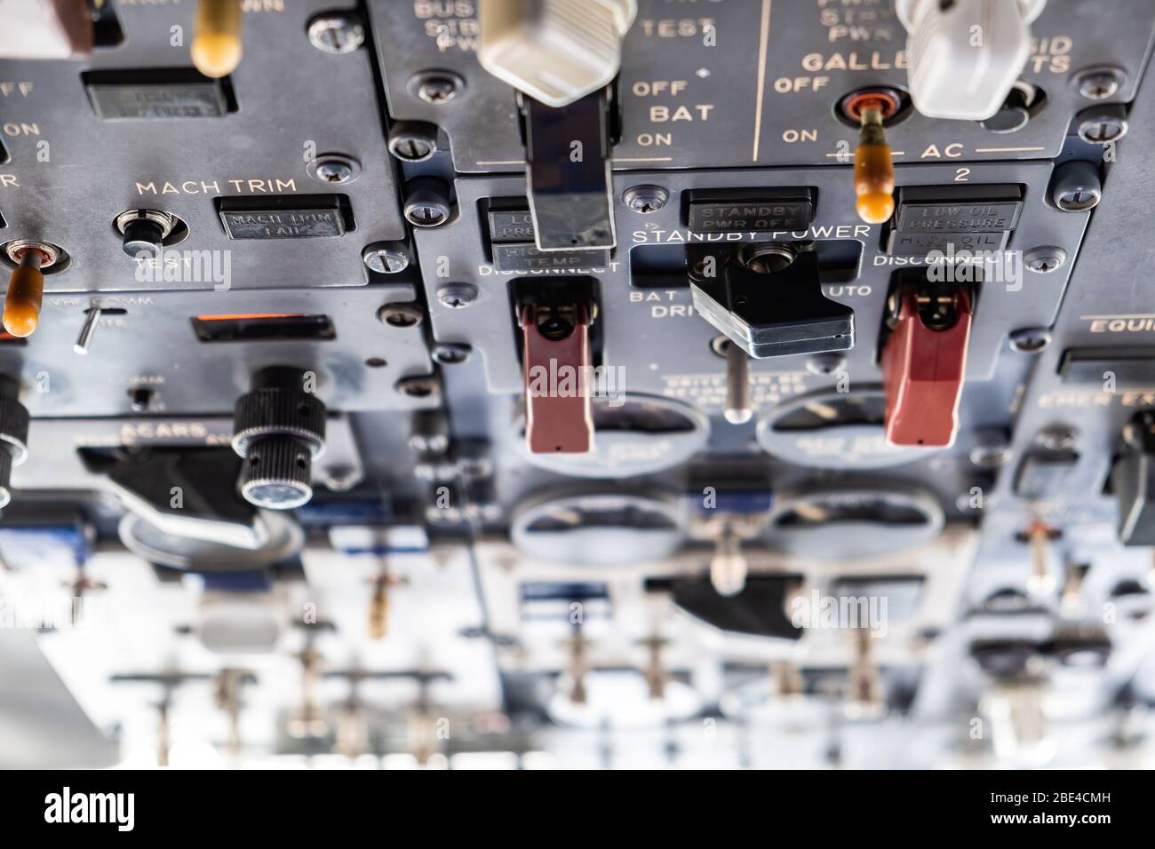 Aircraft cockpit dials and switches hi-res stock photography and images ...