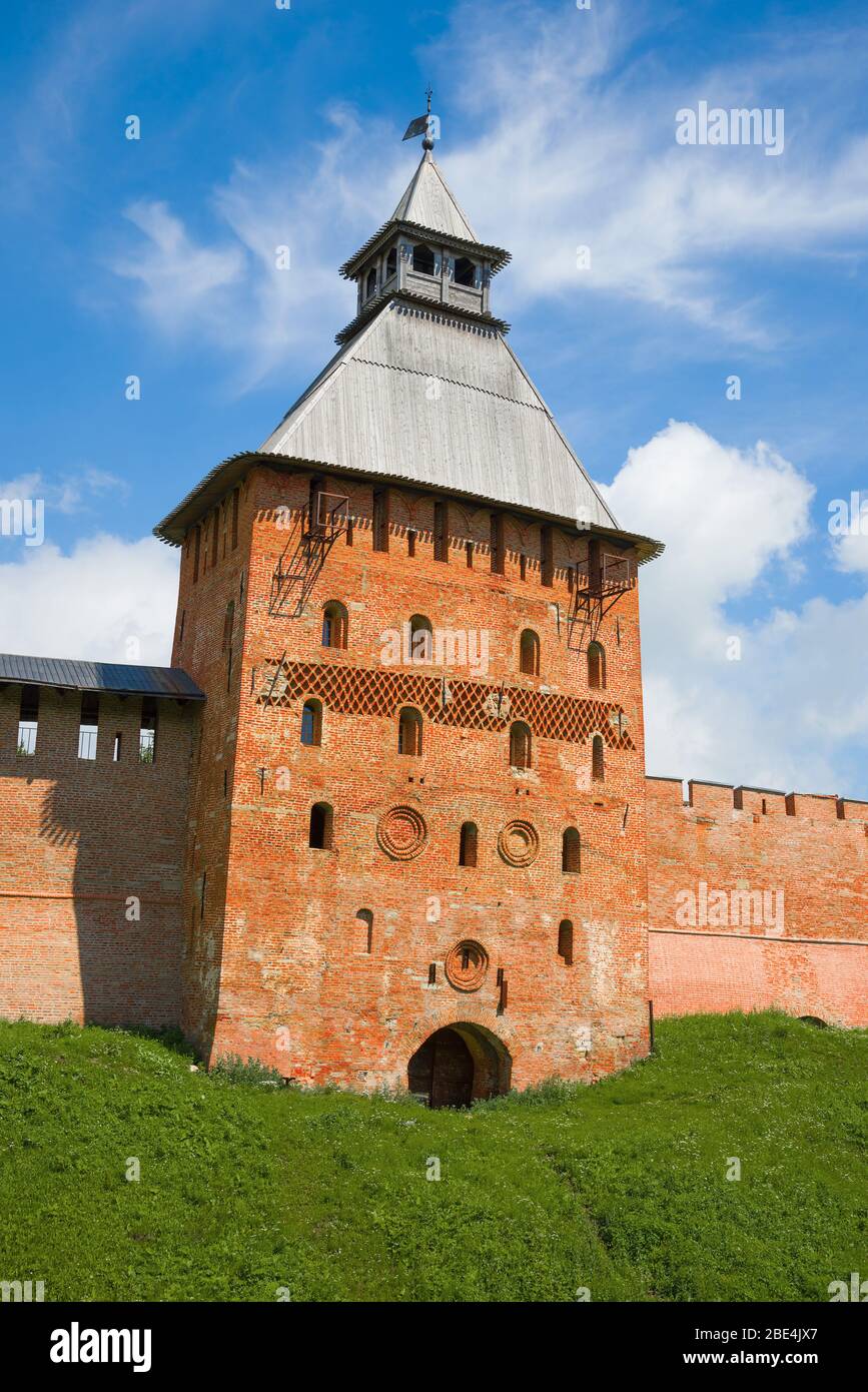 Novgorod stone architecture hi-res stock photography and images - Alamy