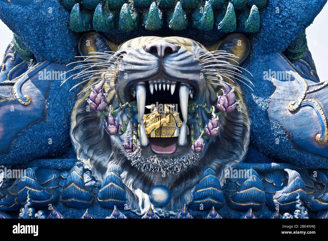 Lion Sculpture at Wat Rong Seur Ten (Blue Temple), Chiang Rai, Thailand ...