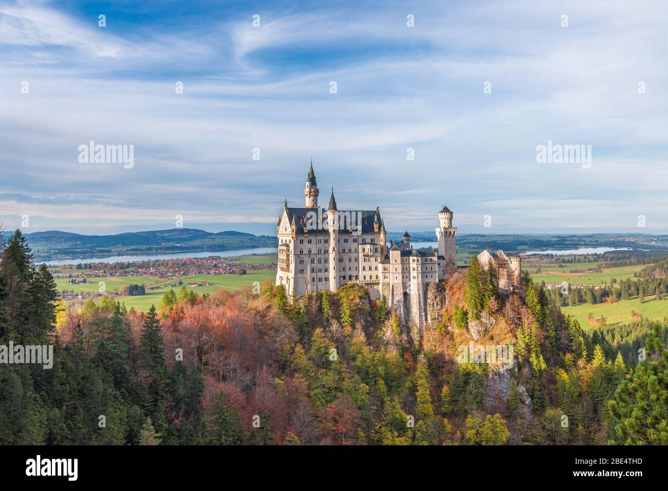 Neuschwanstein Castle in a beautiful autumn, Fussen, Bavaria, Germany ...
