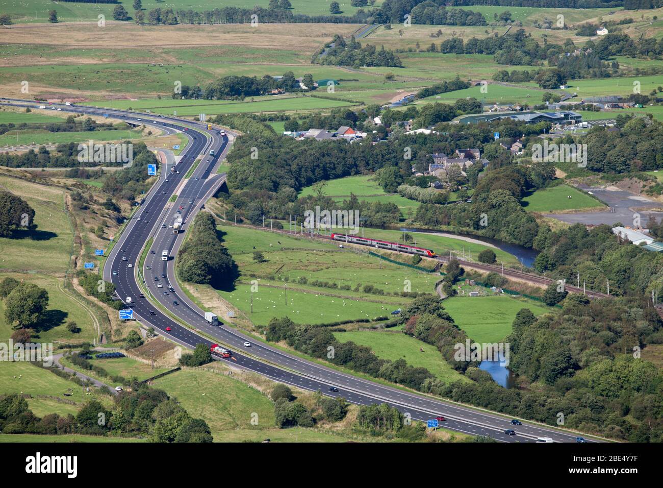 Virgin Trains class 221 voyager train on the west coast mainline ...