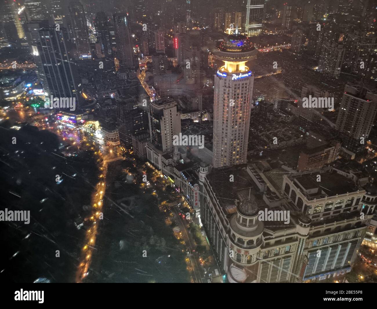 China shanghai bund snow hi-res stock photography and images - Alamy