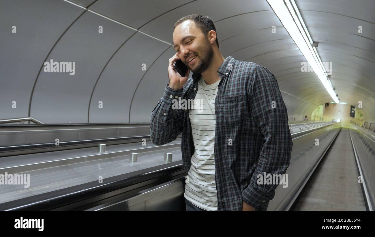 Call happy caucasian man hi-res stock photography and images - Alamy