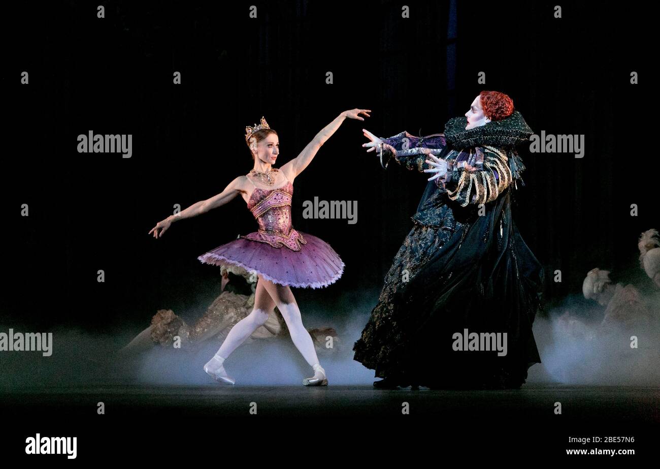 Daria Klimentova (Lilac Fairy), James Streeter (Carabosse) in THE ...