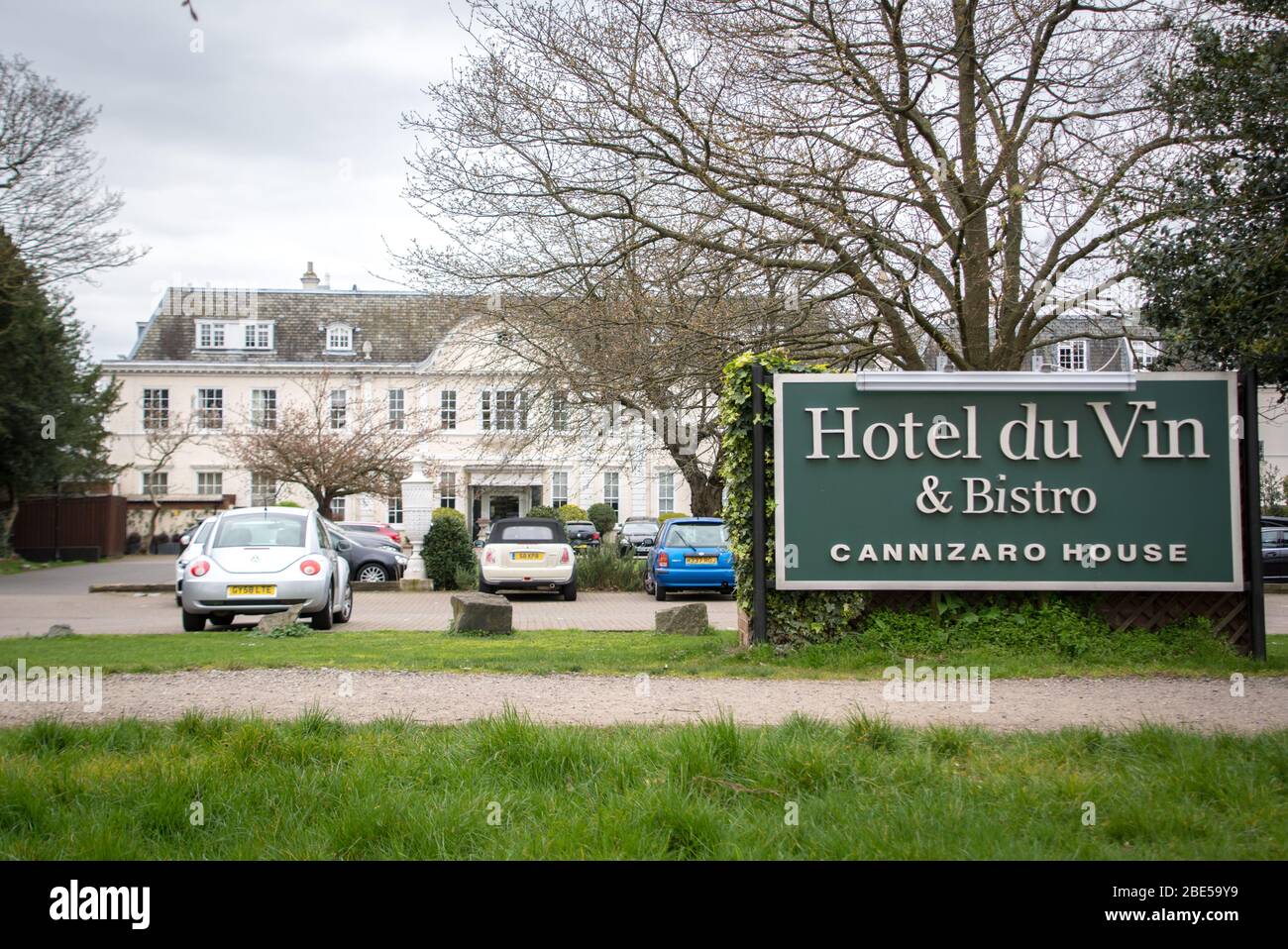 LONDON- MARCH, 2019: Cannizaro Park by Wimbledon Common, a beautiful ...