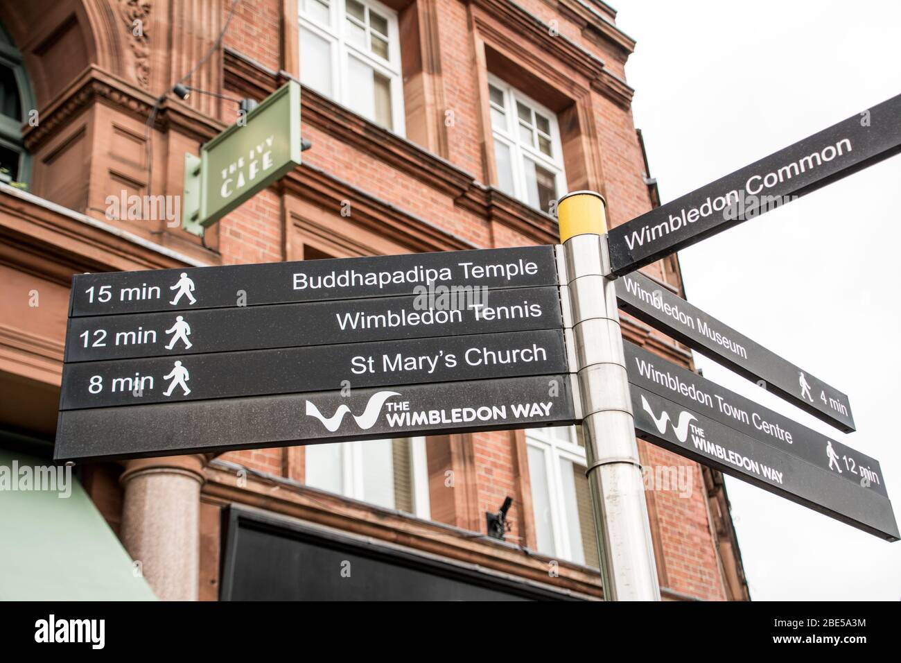 The ivy cafe wimbledon hi-res stock photography and images - Alamy