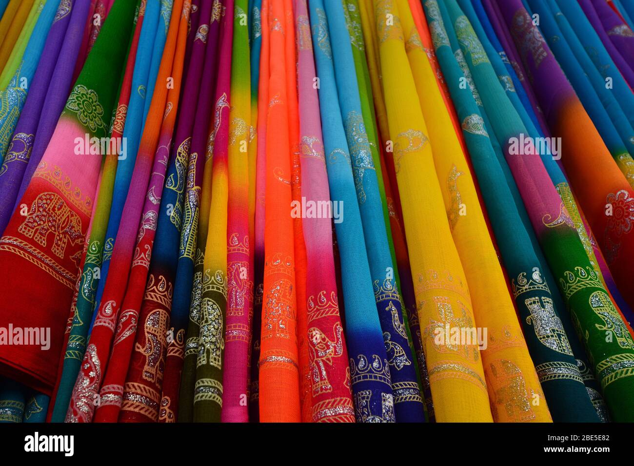 Saree shop hi-res stock photography and images - Alamy