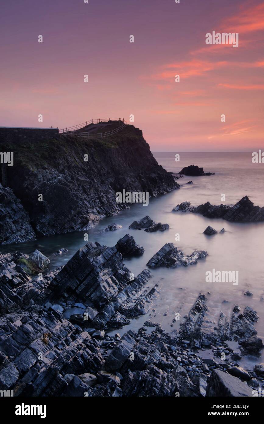 Hartland quay devon uk hi-res stock photography and images - Alamy