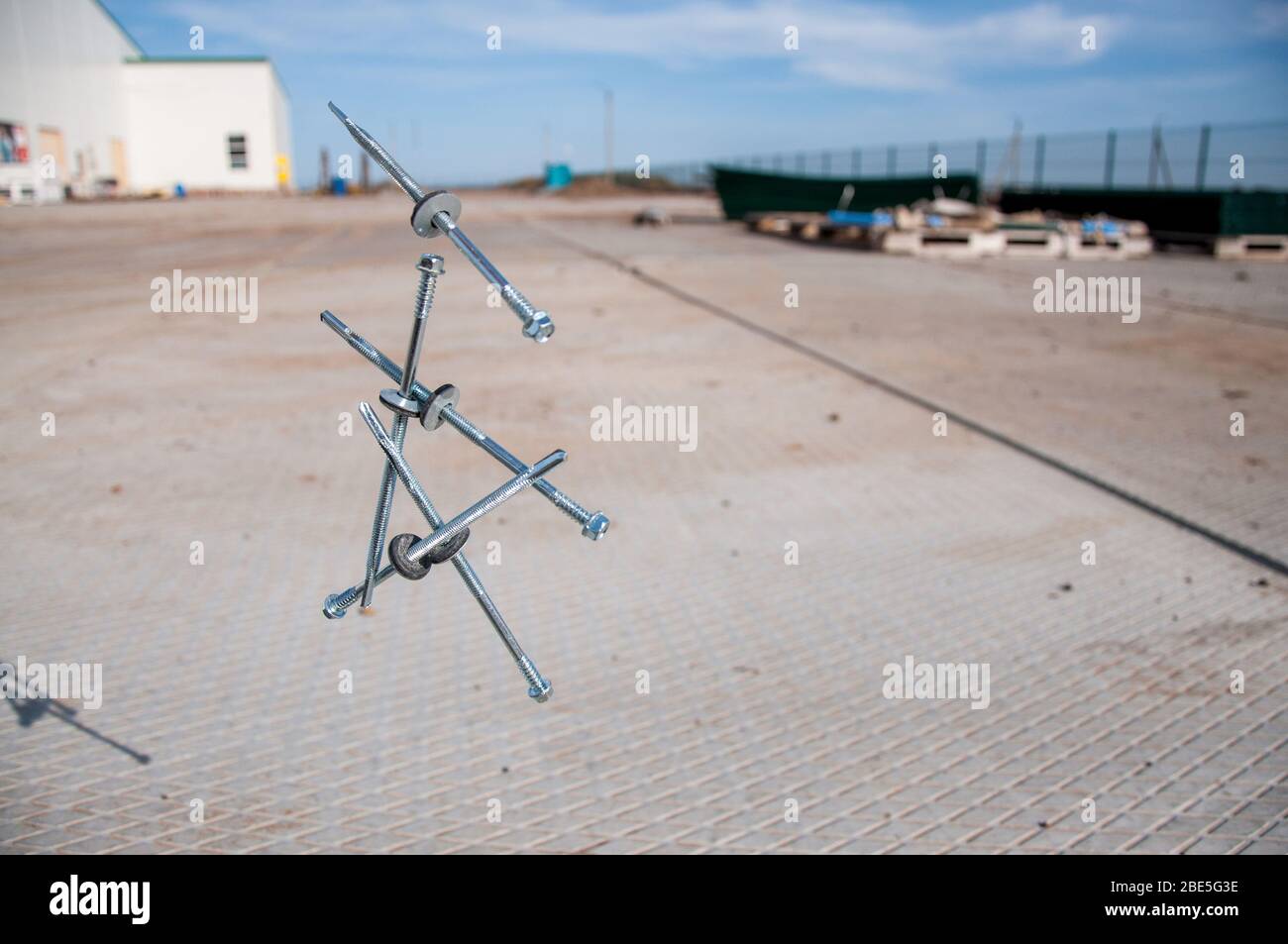 Turn screws hi-res stock photography and images - Alamy