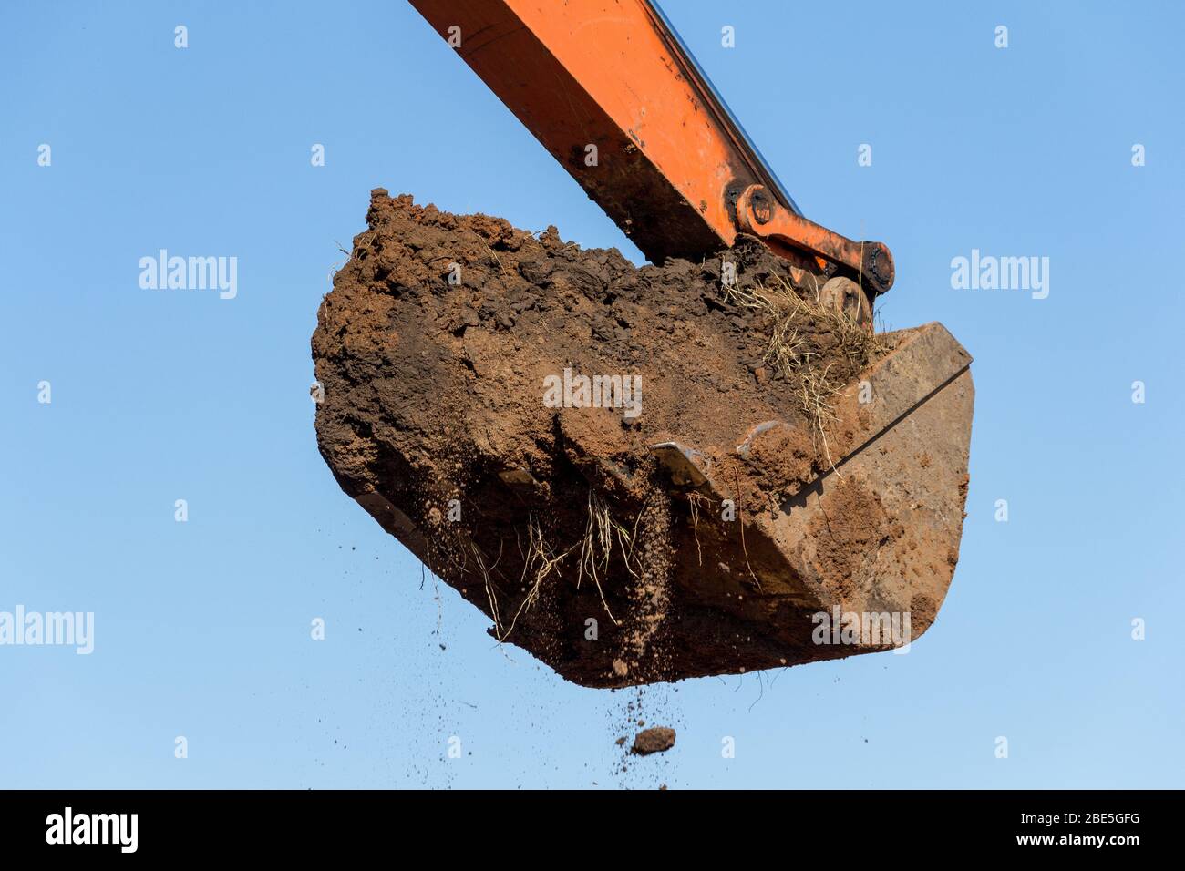 Earth bucket hi-res stock photography and images - Alamy