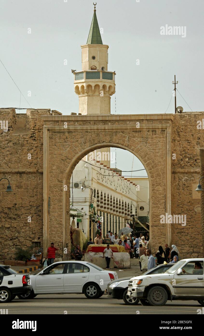 The main city gate to medina at the green square Stock Photo - Alamy