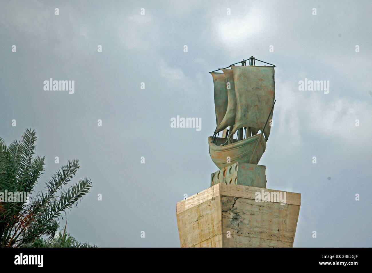 In and around Green Square there are numerous numbers of monuments ...