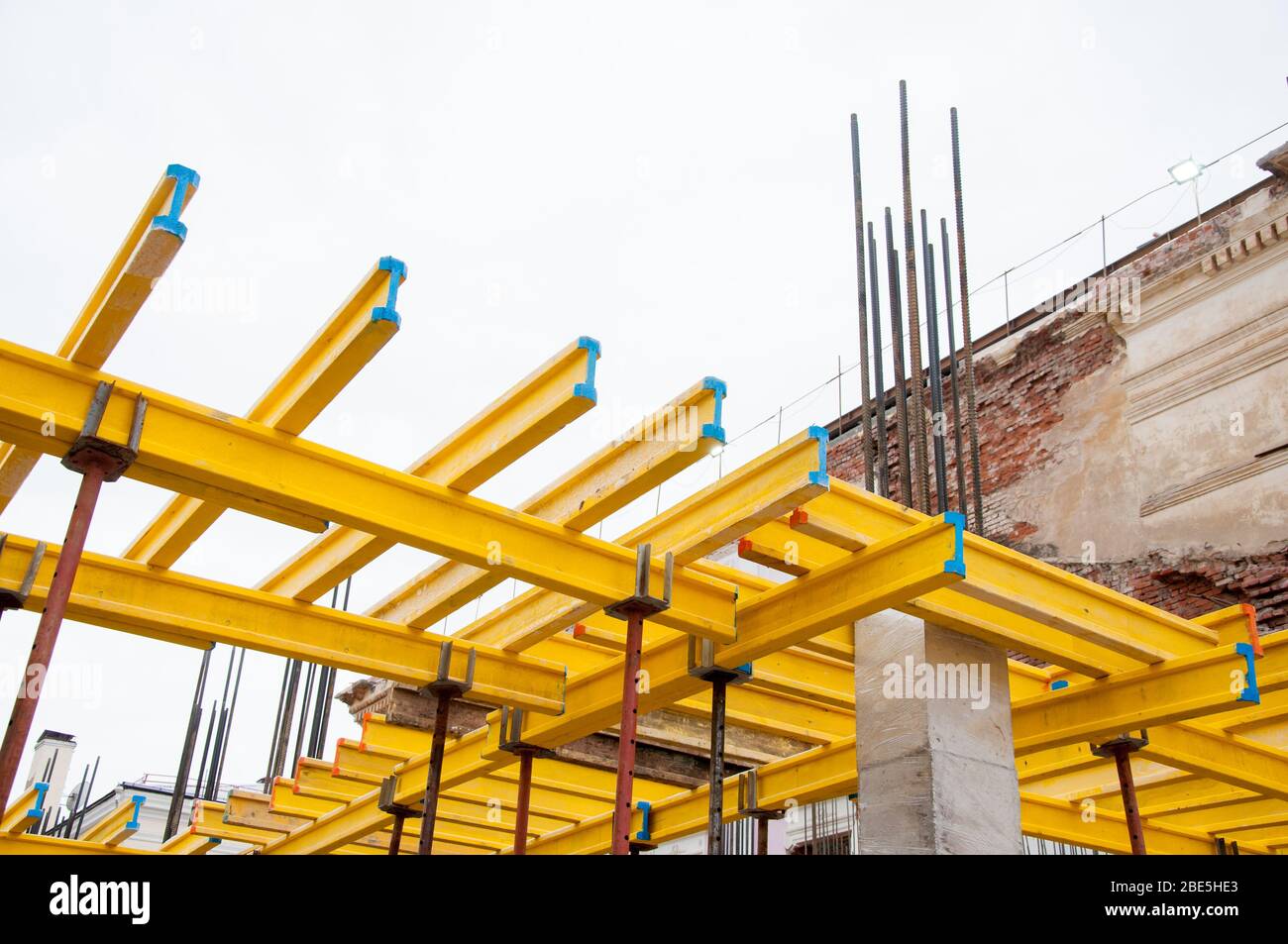 Equipment in the form of wooden beams for fastening formwork in ...