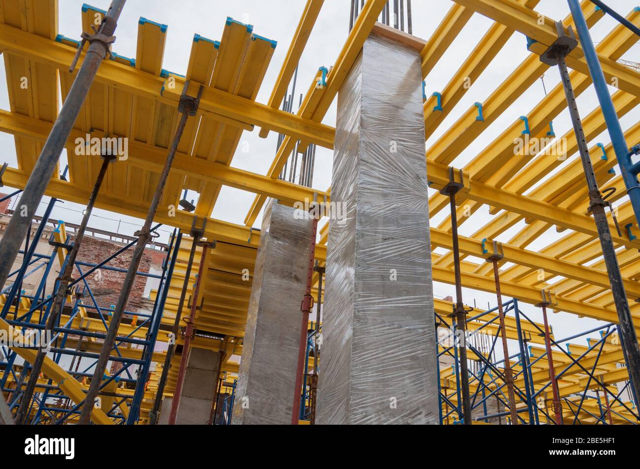 Equipment in the form of wooden beams for fastening formwork in ...