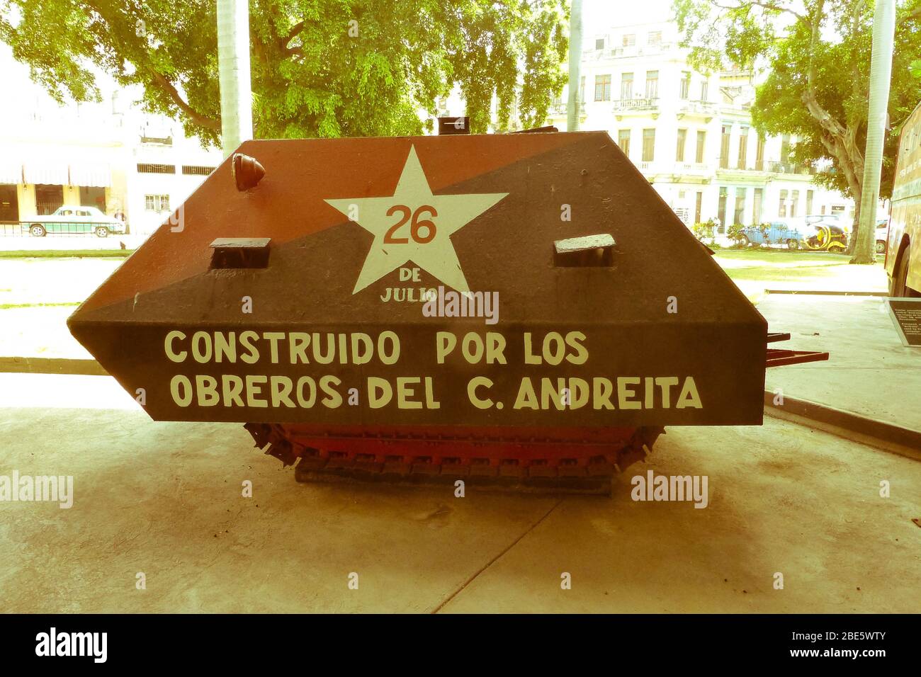Revolution of Cuba tank on the streets of Havana revolutionary forces ...