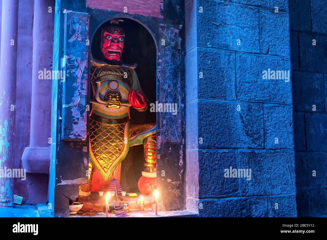 Chinese god hi-res stock photography and images - Alamy