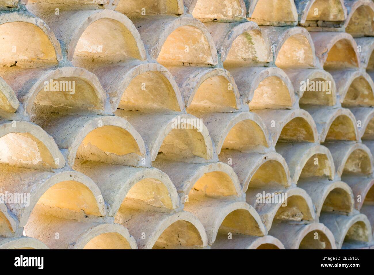 Falsewall hi-res stock photography and images - Alamy