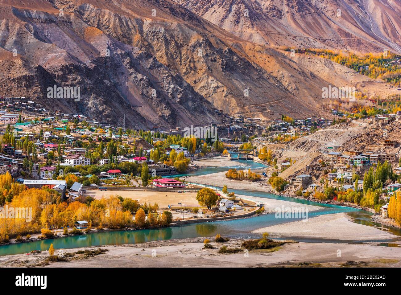India ladakh leh mountain hi-res stock photography and images - Alamy