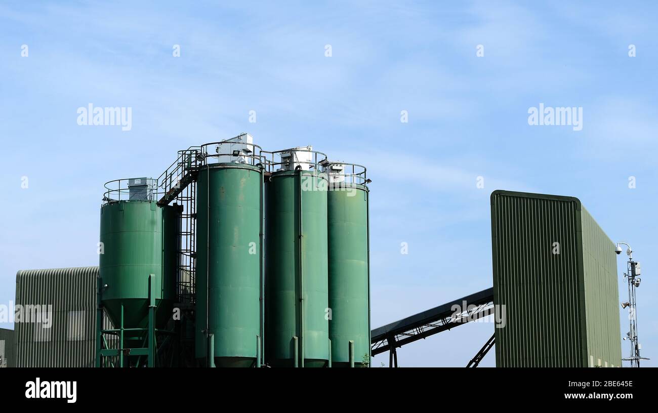 Factory Silos Plant Silo High Resolution Stock Photography and Images ...