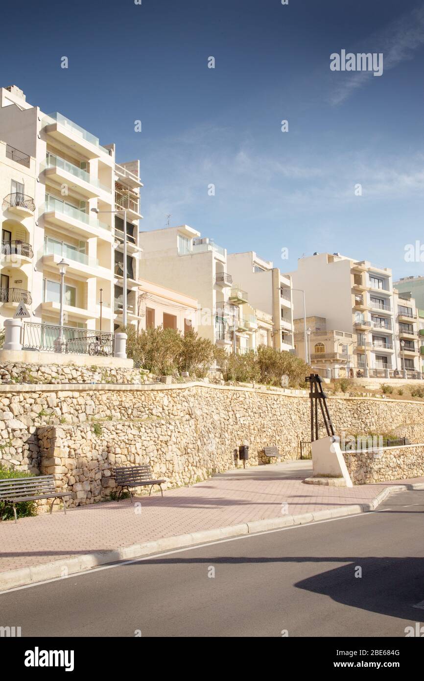 building and architecture of the buildings of malta around the town of ...