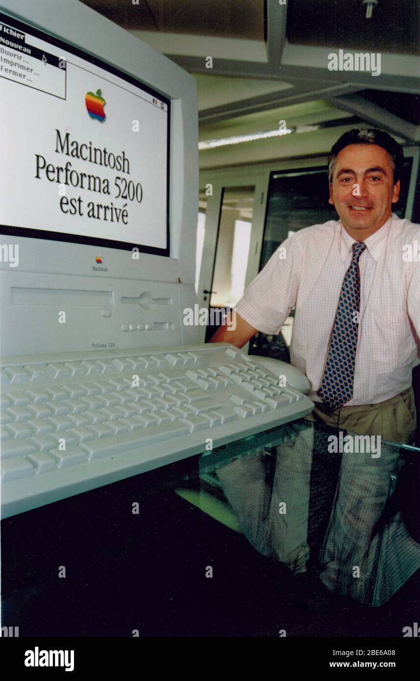 Apple Macintosh Computer 1995