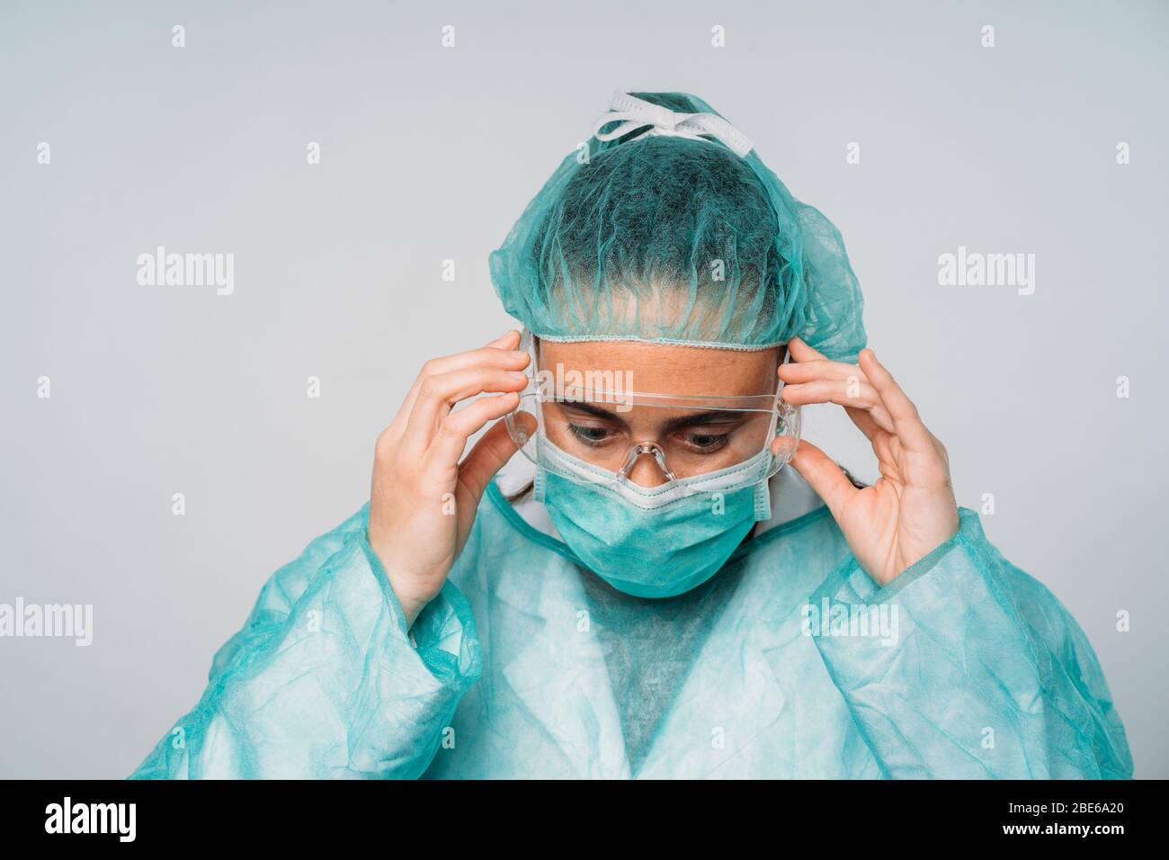 Doctor wearing protection Suit for Fighting Covid-19 (Corona virus ...