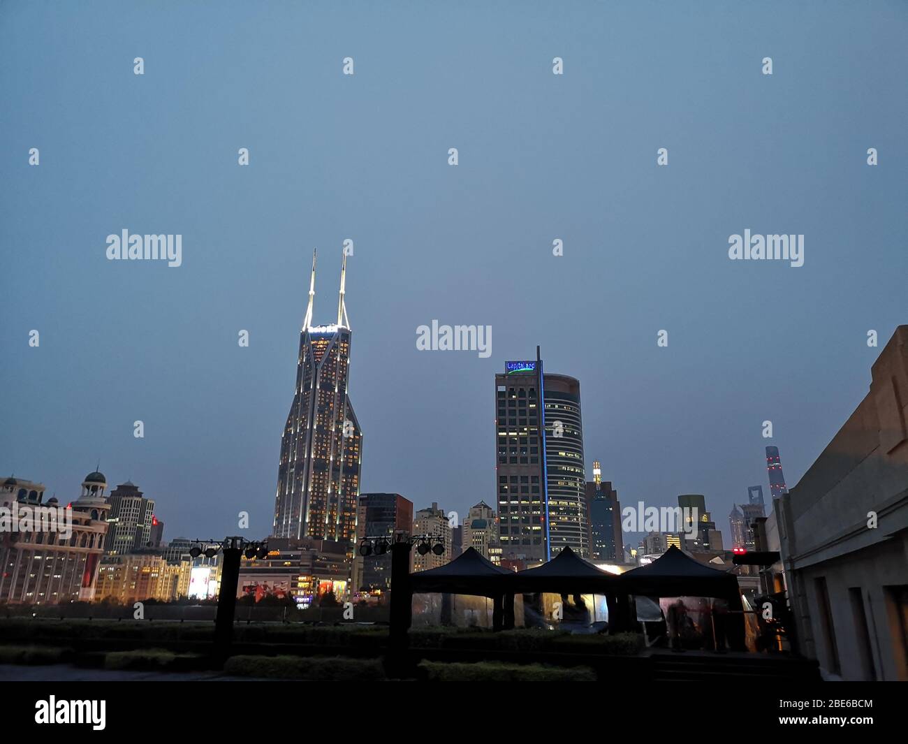 China shanghai bund snow hi-res stock photography and images - Alamy