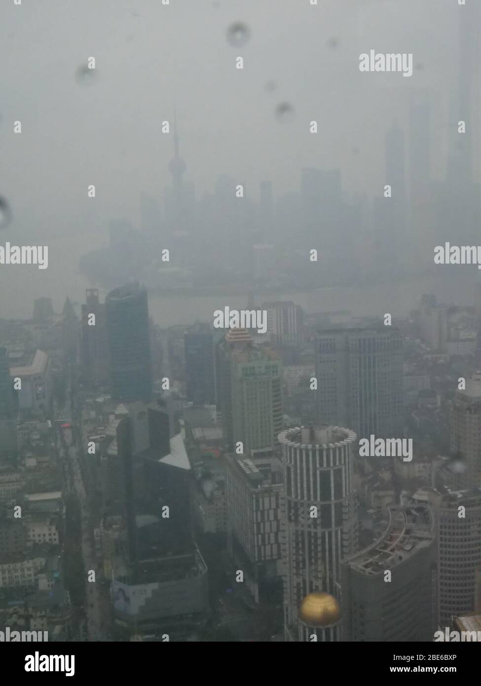 China shanghai bund snow hi-res stock photography and images - Alamy