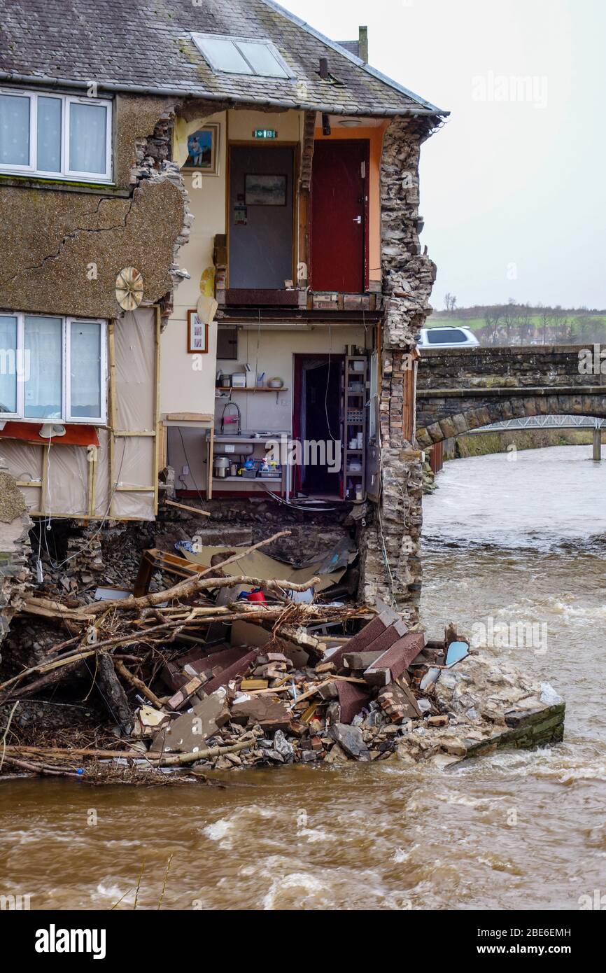 Hawick flooding hi-res stock photography and images - Alamy